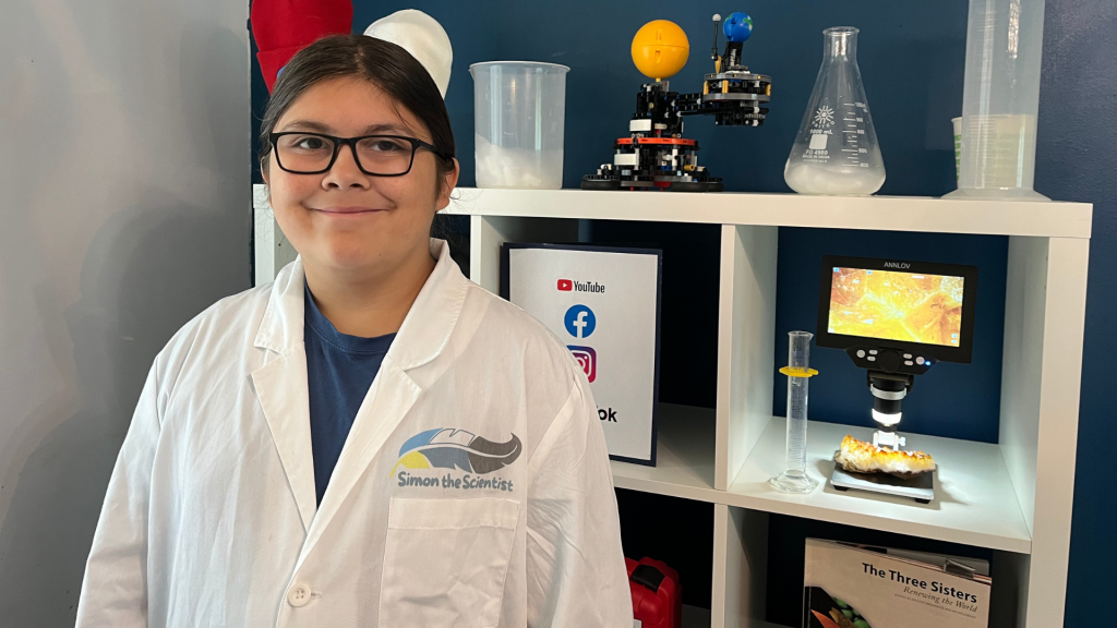 Simon Monteith, Simon the Scientist, wins 2024 Alumni Choice - Pow Wow ...